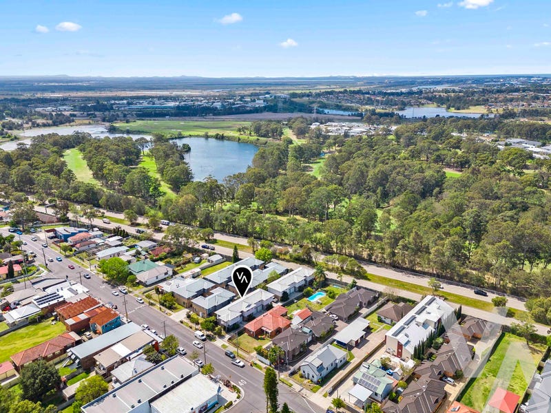 2/299 Sandgate Road, Shortland, NSW 2307 - Property Details