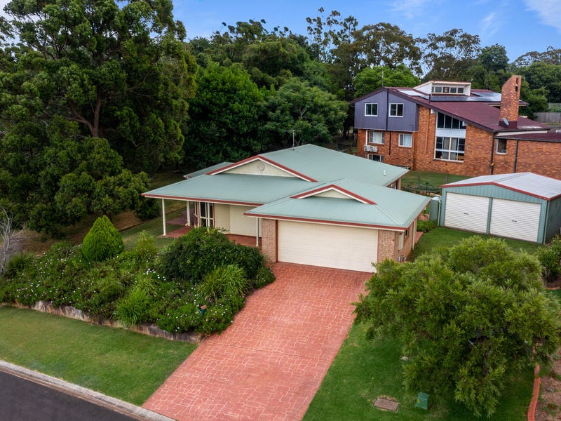 11 Lyness Court, Wilsonton Heights, QLD 4350 - realestate.com.au
