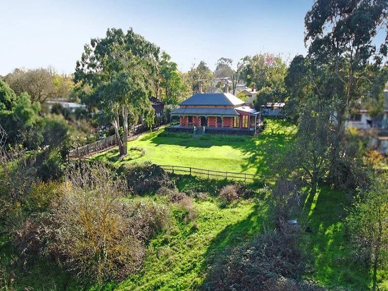 3 Roemer Crescent, Alphington, Vic 3078 - Property Details