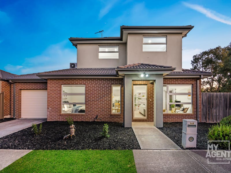 9 Gully Way, Craigieburn, Vic 3064 - Property Details