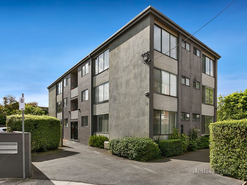 8/12 Farnham Court, Flemington, Vic 3031 - Property Details