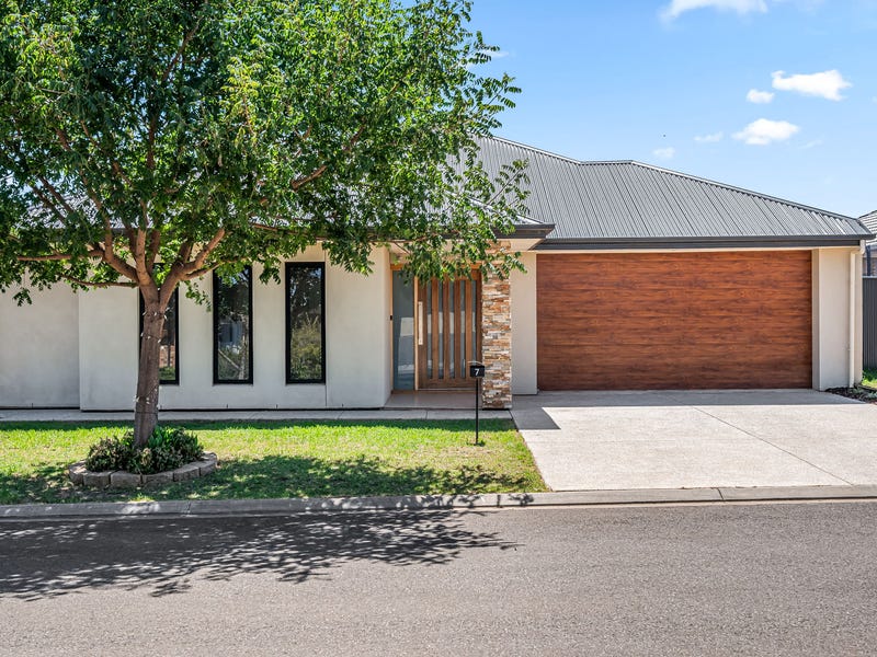 7 Kirkstile Street, Blakeview, SA 5114 - Property Details