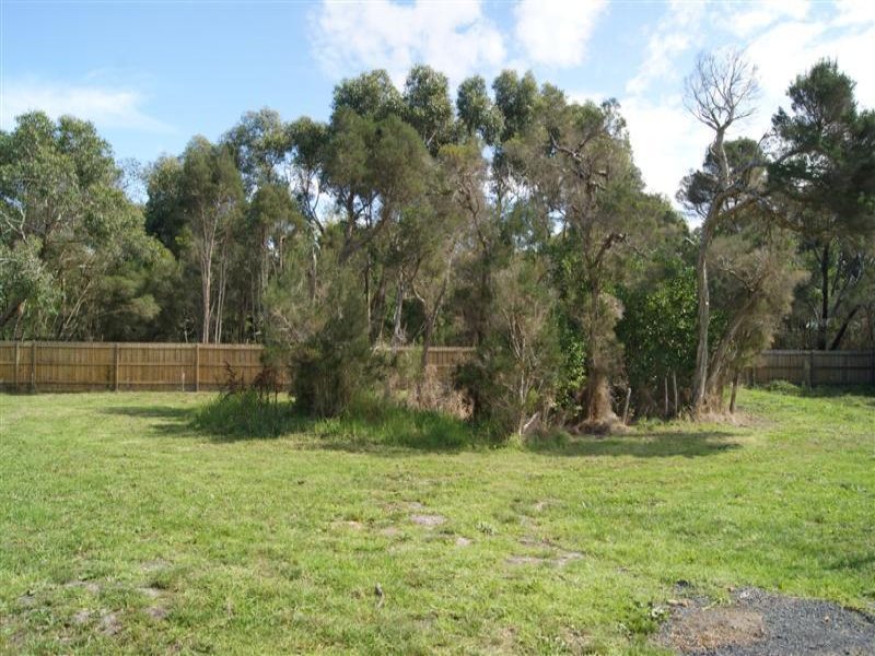 5 Giardini Court, Inverloch, Vic 3996 - Property Details