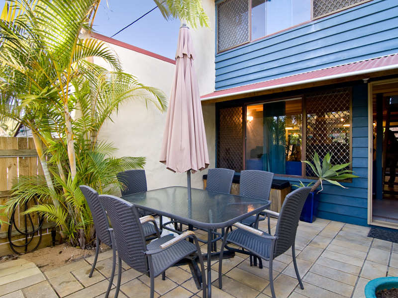 1/44 Lawrence Street, Mooloolaba, Qld 4557 - Property Details
