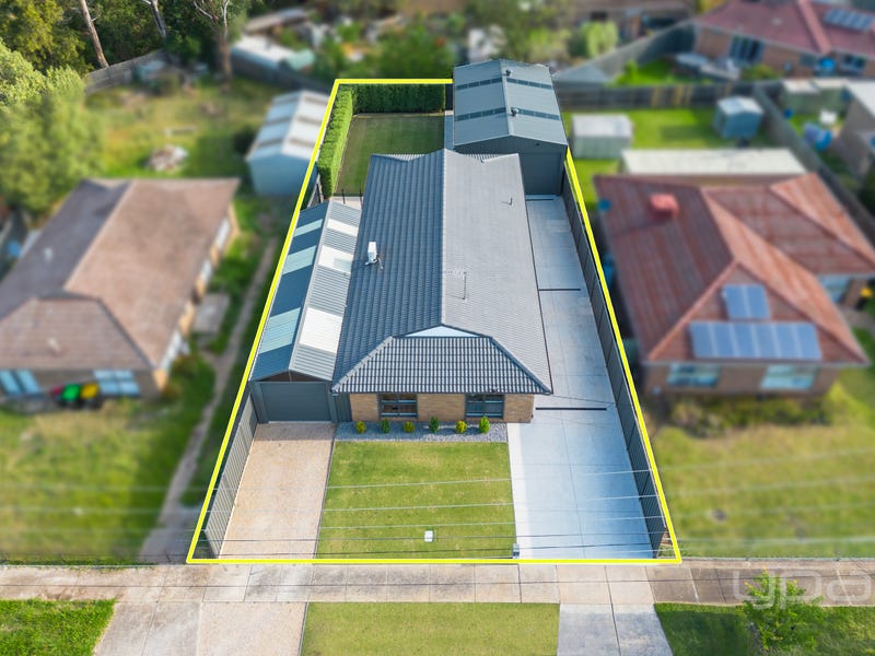 14 Wolfe Road, Melton, Vic 3337 - Property Details