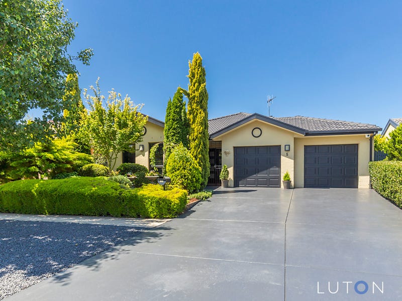 5 Flos Greig Street, Watson, ACT 2602 - Property Details