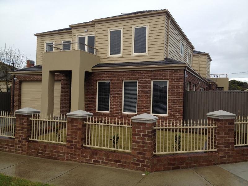 63 Collins Street, Geelong West, VIC 3218 - realestate.com.au