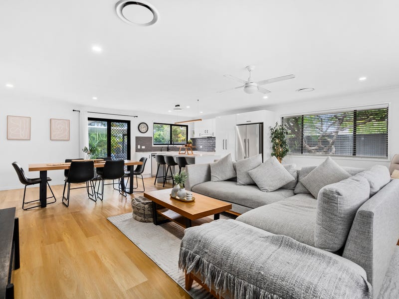 46 Lambros Drive, Benowa, Qld 4217 - Property Details