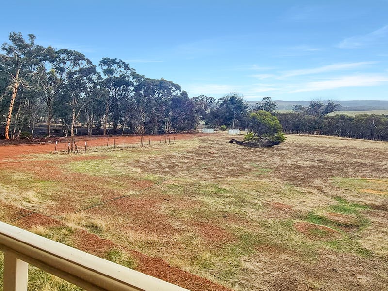 Property 700313060, Wandering, WA 6308 - Property Details