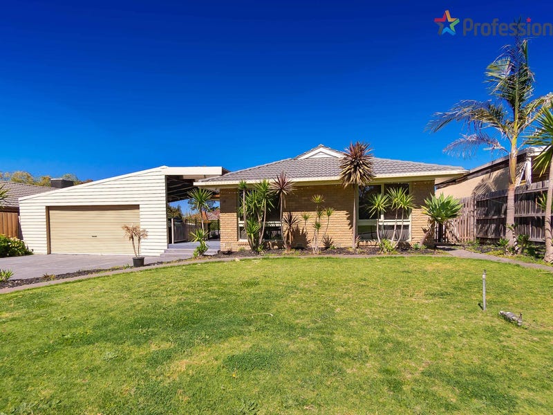 13 Courtney Square, Wantirna, VIC 3152 - realestate.com.au