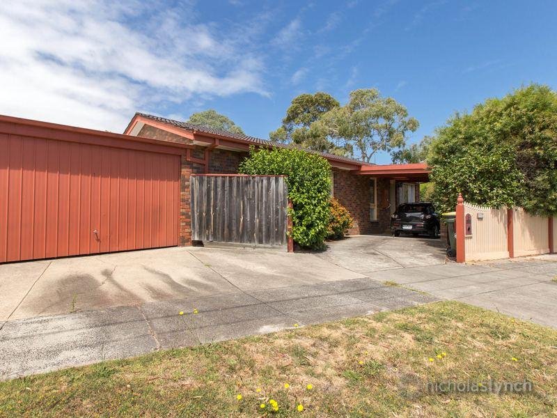 8 Upminster Court, Frankston, Vic 3199 - Property Details