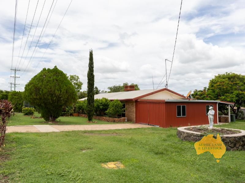 8 Spoor Street, Mundubbera, Qld 4626 - Property Details
