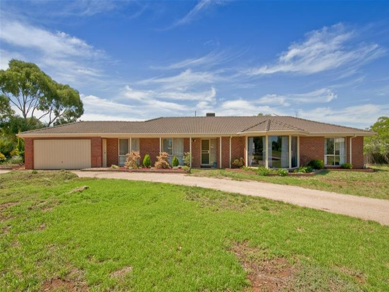 5 Springbank Way, Brookfield, Vic 3338 - Property Details