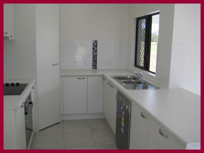 13 Amaroo Drive, Mareeba, QLD 4880 - realestate.com.au
