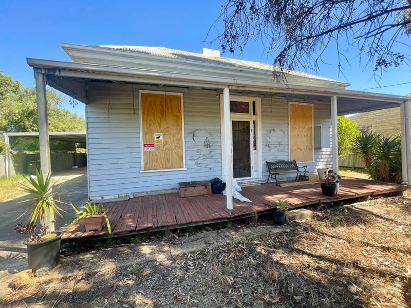 16 Anderson Street, Horsham, Vic 3400 - Property Details