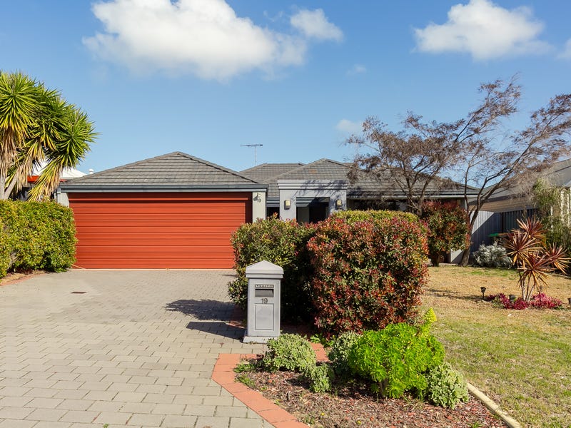 19 Messina Drive, Sinagra, WA 6065 - realestate.com.au