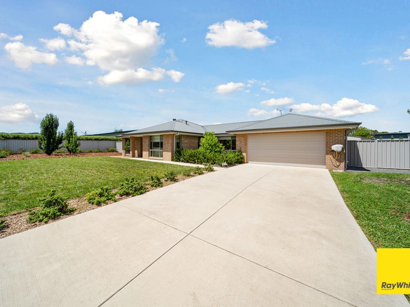 8 Finch Street, Bungendore, NSW 2621 - realestate.com.au