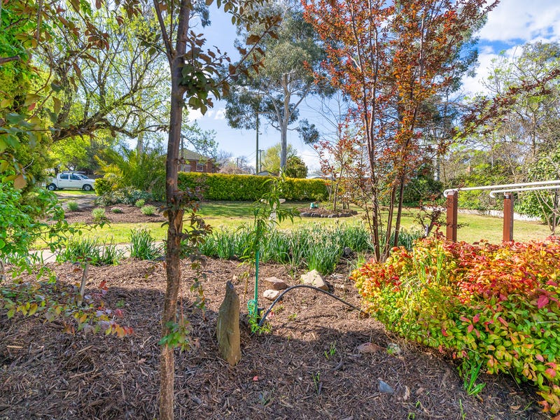 74 Tallara Parkway, Narrabundah, ACT 2604 - Property Details