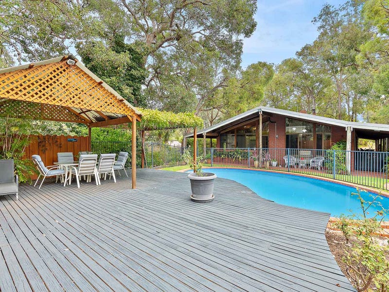 151 Peet Road, Roleystone, WA 6111 - Property Details