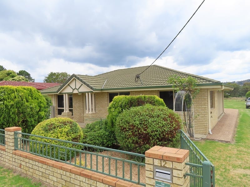12 Johnson Street, Stanthorpe, Qld 4380 - Property Details