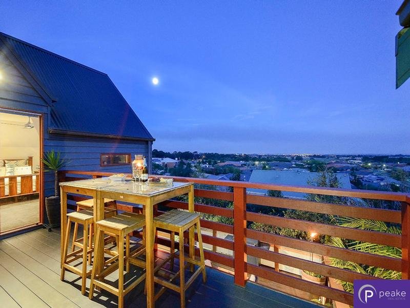 5 Royal Crescent, Beaconsfield, Vic 3807 - Property Details