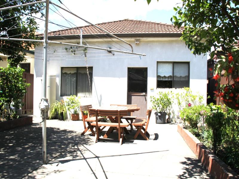 7 Edwin Street, Tempe, NSW 2044 - Property Details