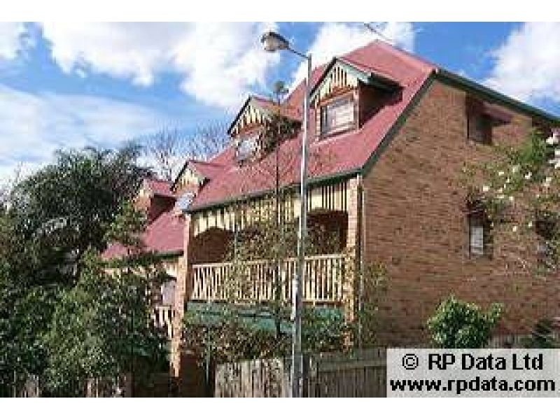 43 Robert Street, Spring Hill, QLD 4000 - realestate.com.au