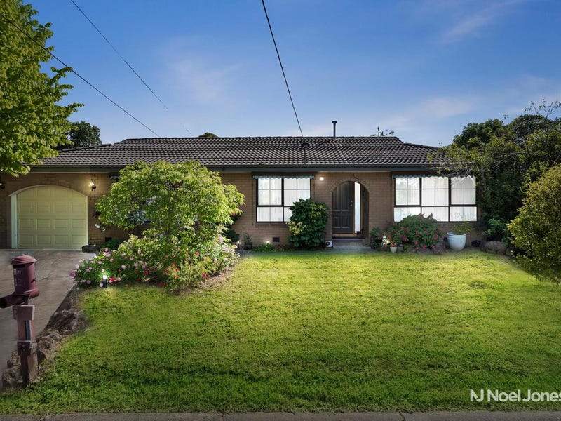 2/128 Hull Road, Croydon, Vic 3136 - Property Details