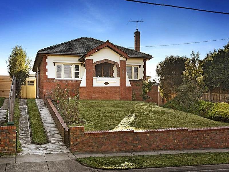 2 Woolley Street, Essendon, Vic 3040 - Property Details