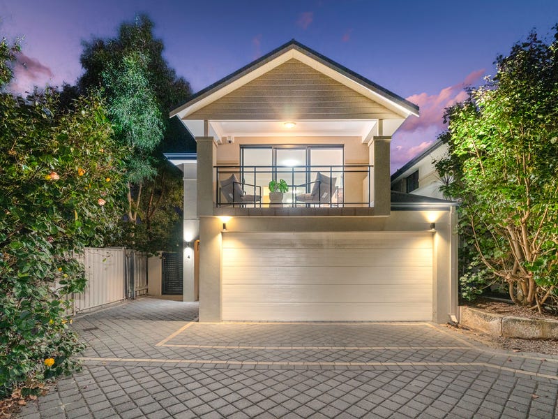 4/97 Manning Street, Scarborough, WA 6019 - Property Details