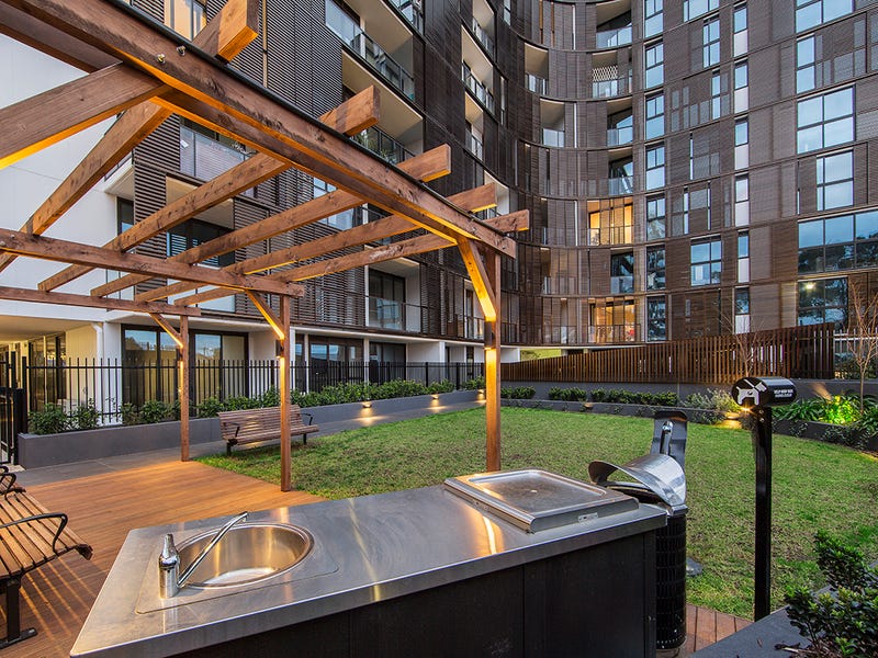 108/5 Elgar Court, Doncaster, Vic 3108 - Property Details