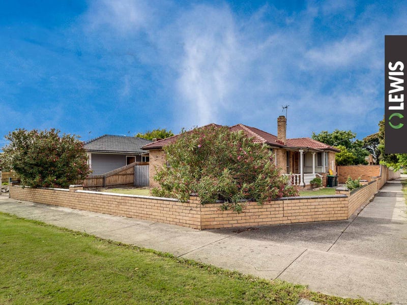 30 Middle Street, Hadfield, VIC 3046 - realestate.com.au