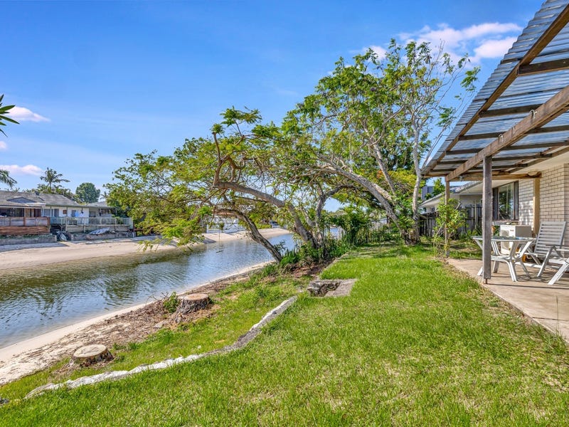 21 Flamingo Key, Broadbeach Waters, QLD 4218 - realestate.com.au