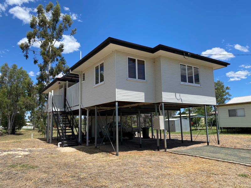 4 Quintin Street, Roma, Qld 4455 - Property Details