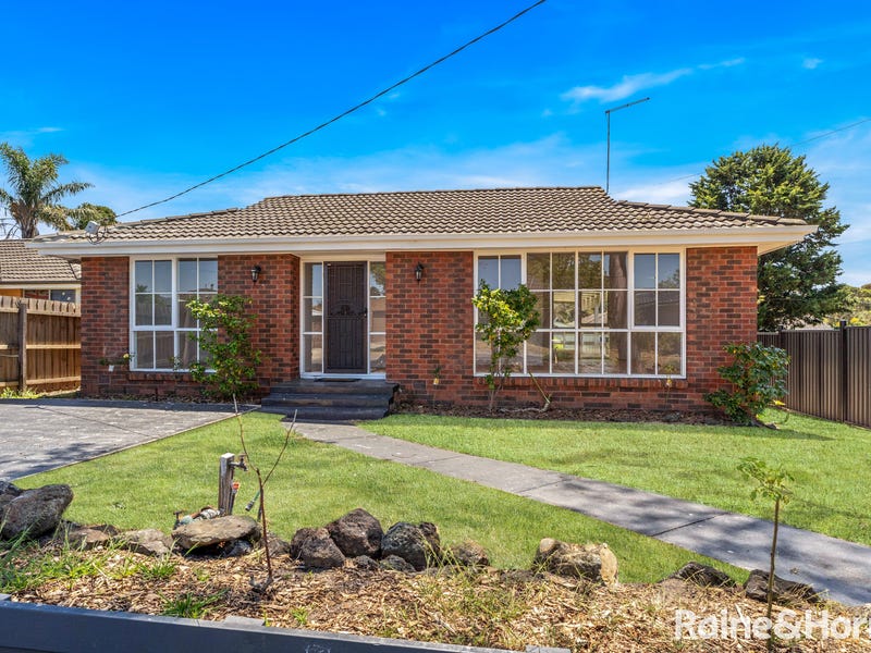 4 Higgins Avenue, Sunbury, Vic 3429 - Property Details