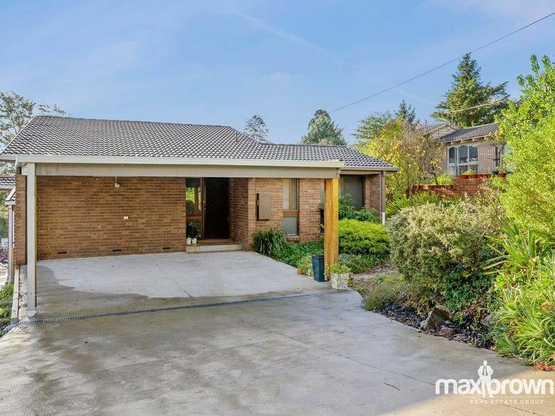 1/13 Parry Drive, Mooroolbark, VIC 3138 - realestate.com.au
