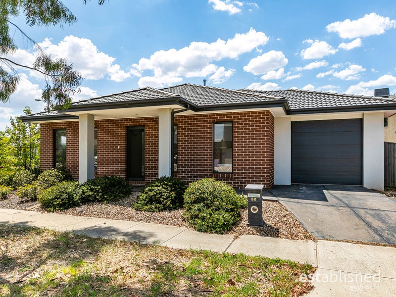 15 Allunga Way, Werribee, Vic 3030 - Property Details