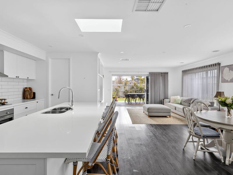 Real Estate & Property for Sale in Waurn Ponds, VIC 3216 (+2 locations ...