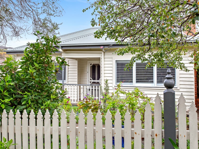 52 Weeroona Street, Rye, Vic 3941 - Property Details