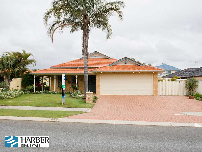 32 Heacham Ave, Hocking, WA 6065 - Property Details