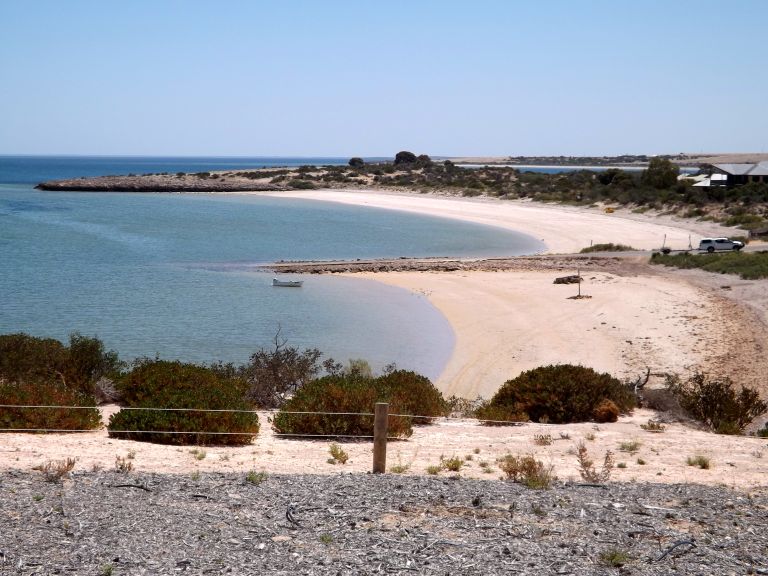 21 Flinders Drive, Streaky Bay, SA 5680 - realestate.com.au