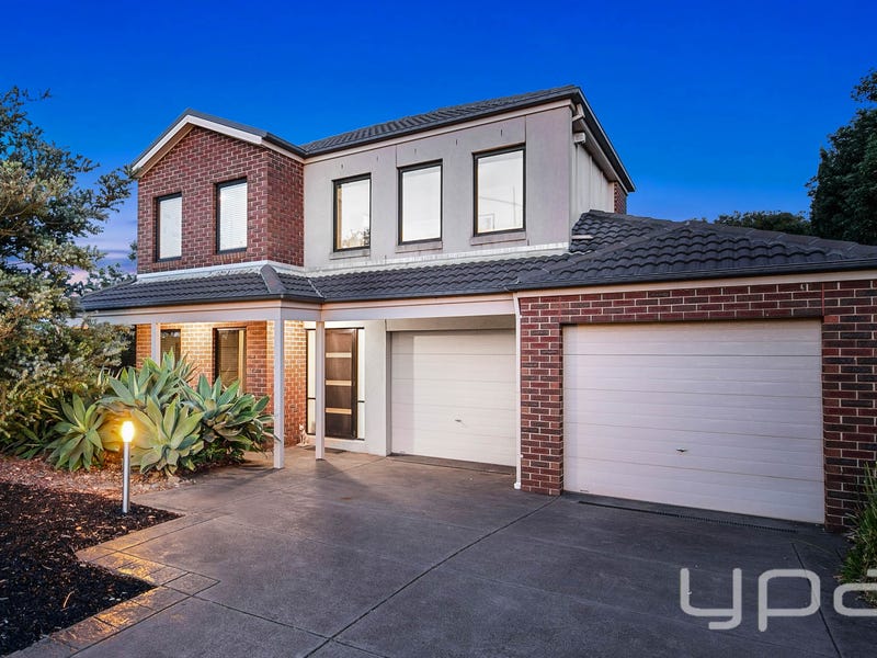 55 Innisfail Drive, Point Cook, VIC 3030 - realestate.com.au