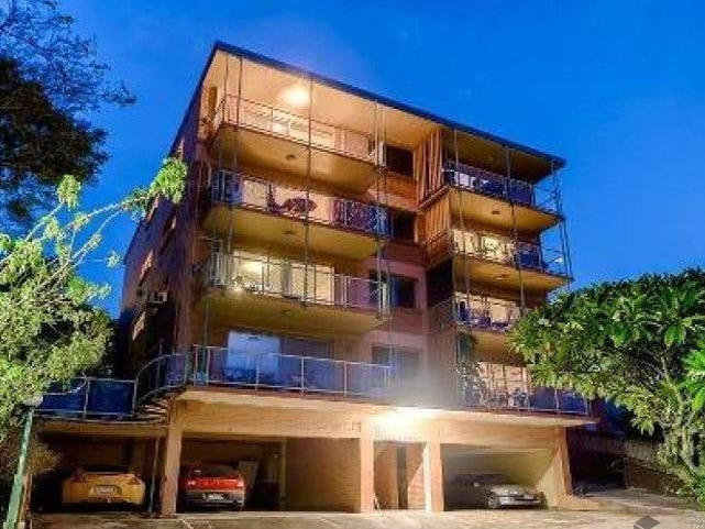 8/17 Quarry Street, Hamilton, Qld 4007 - realestate.com.au