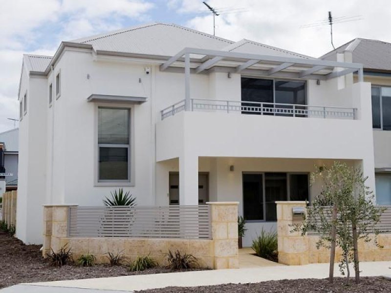 12 Fenian Pass, Hillarys, WA 6025 - realestate.com.au