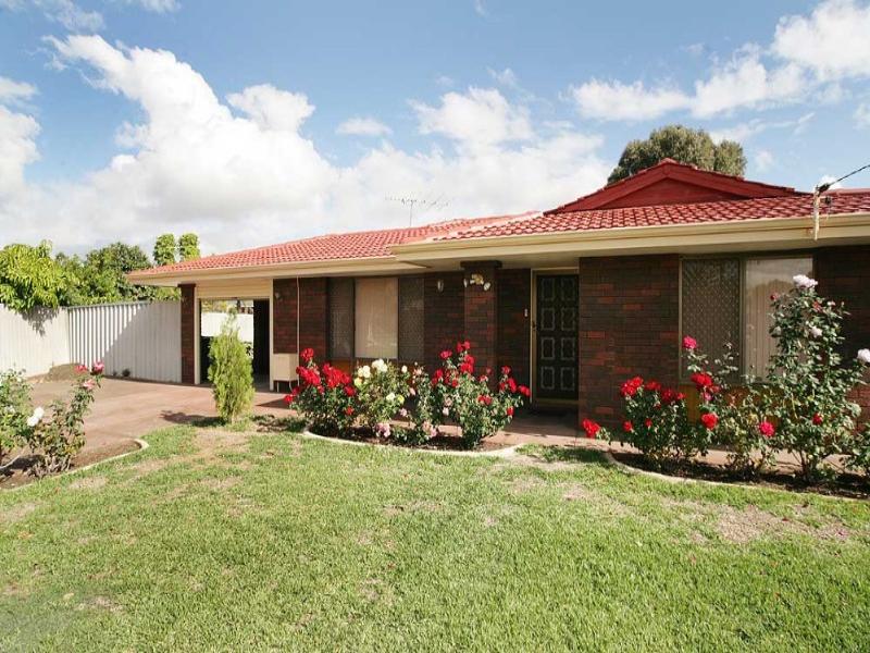 7 Hargrave Drive, Thornlie, WA 6108 - realestate.com.au