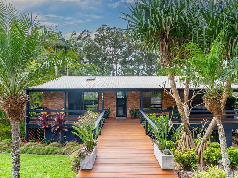 157 Panorama Drive, Rosemount, Qld 4560 - Property Details