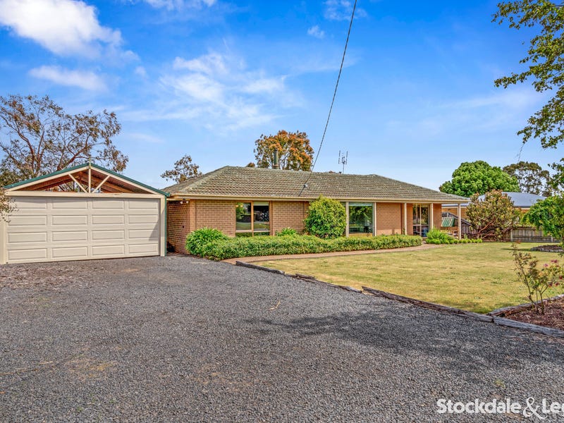 21 Rose Boulevard, Lancefield, VIC 3435 - realestate.com.au