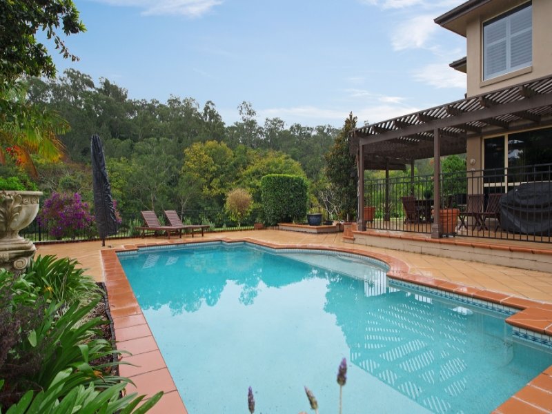 15 Brompton Place, Brookfield, QLD 4069 - realestate.com.au