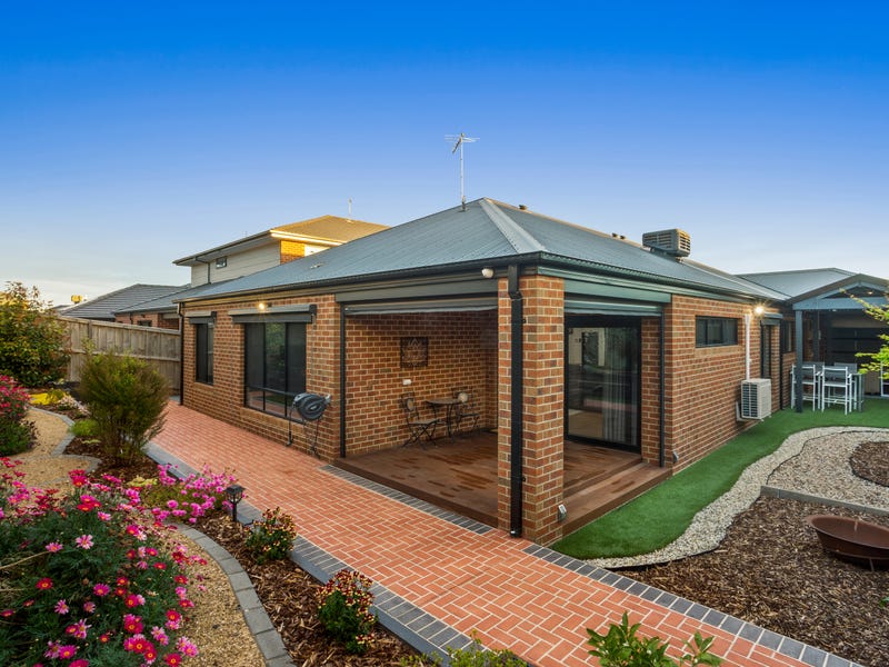 203 Arrowsmith St, Beveridge, Vic 3753 - Property Details