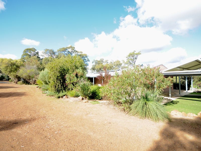 2520 Needham Road, Wooroloo, WA 6558 - realestate.com.au
